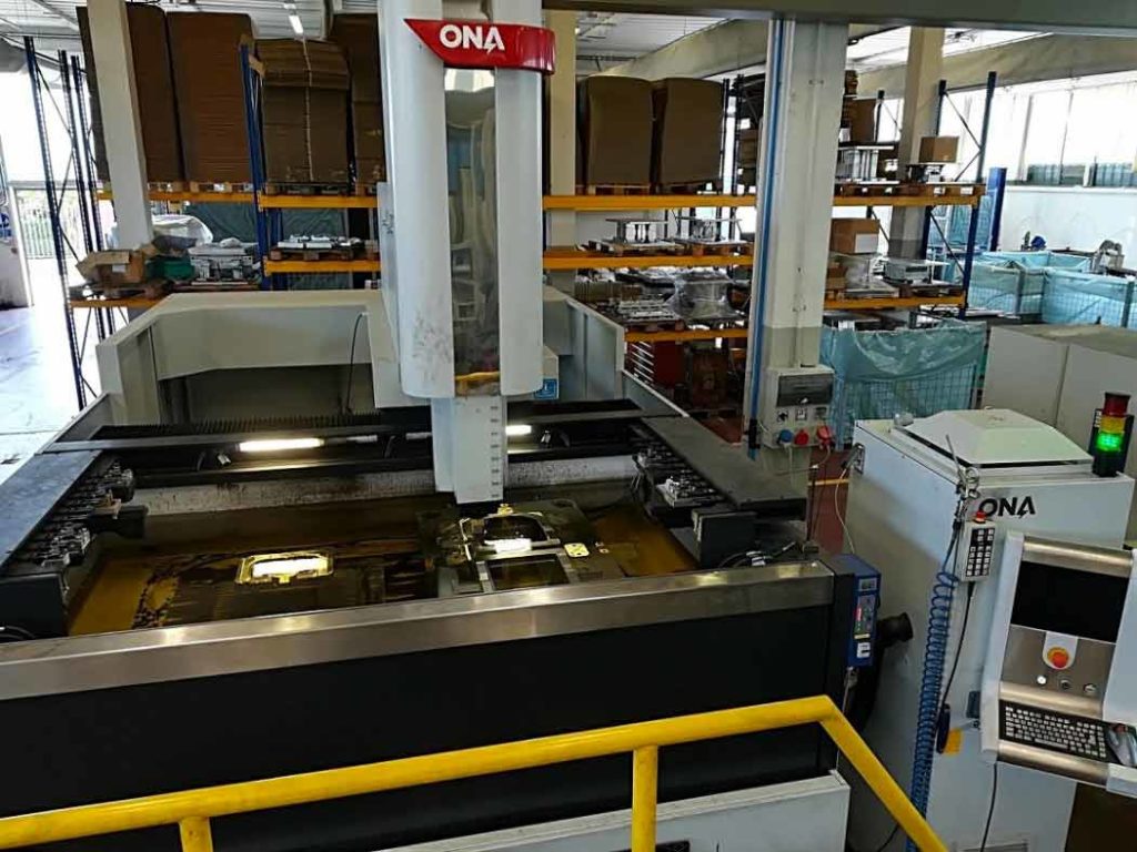 Costruzione stampi - COPLAST